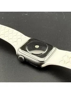 Apple | Wearables | Apple Watch Se St Generation | Poshmark